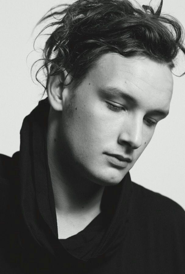 The 1975（バンド）の徹底解説まとめ - RENOTE [リノート]